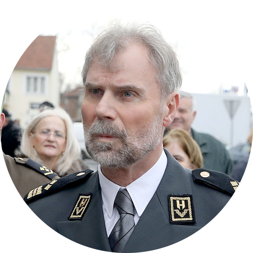 Generalov zločin - Dosje Jarak